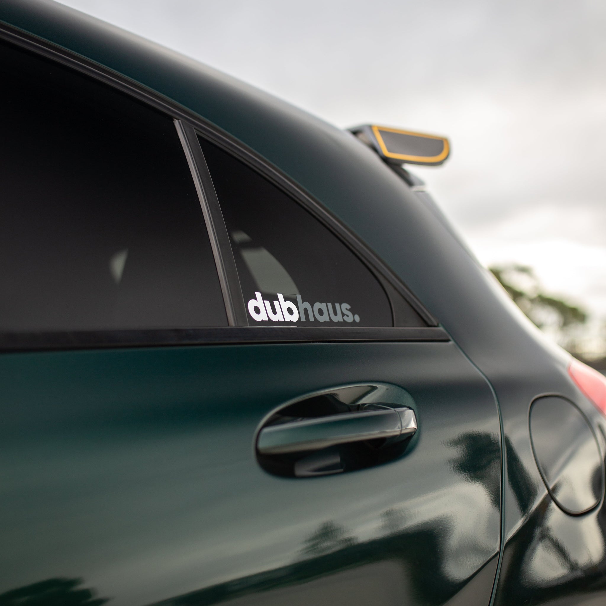 dubhaus. Logo Sticker